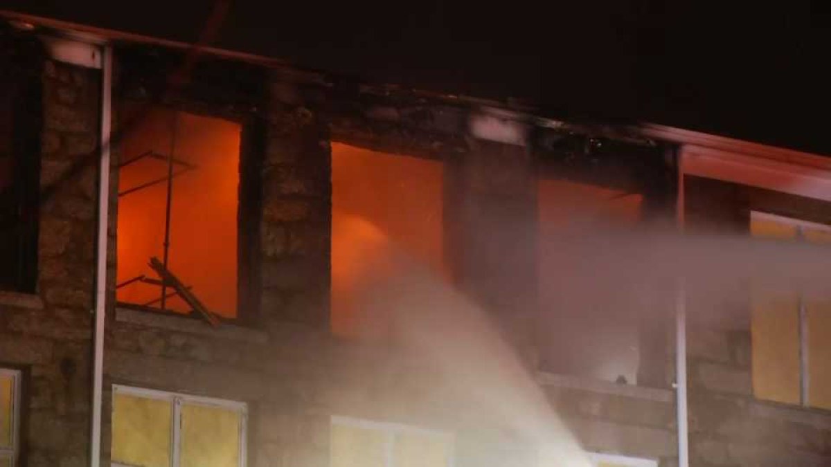 Early Morning Blaze Rips Through Fall River Mill Building: Report – NBC ...