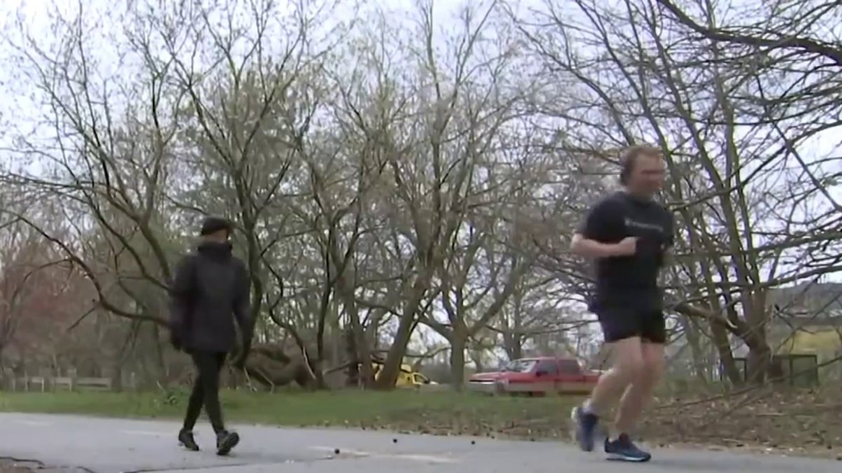 Proper Social Distancing Etiquette – NBC Boston