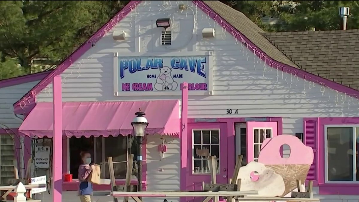 ‘Disgusting’: Ice Cream Shop Owner Says Customers Harassed Teen ...