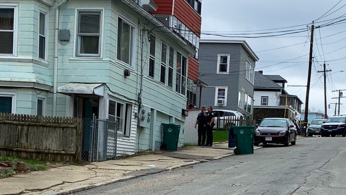 Police Searching for 2 Men in Armed Home Invasion in Fitchburg – NBC Boston Police Searching for 2 Men in Armed Home Invasion in Fitchburg – NBC Boston
