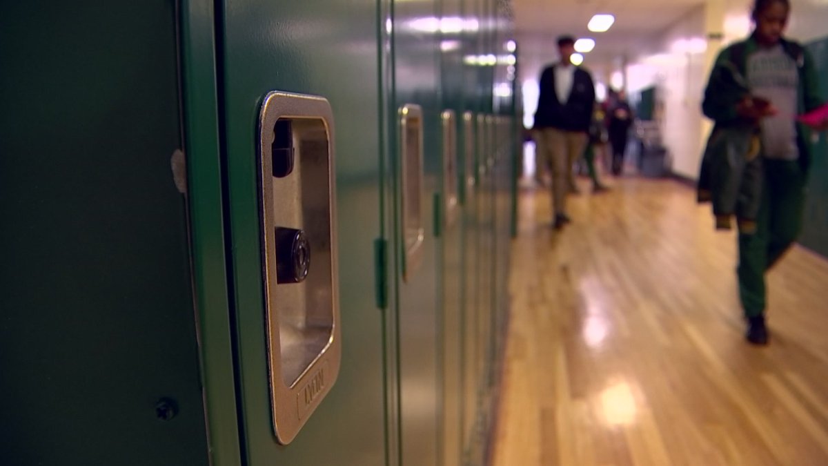 Mass. High School Students to Return to Classes Full-Time by Mid-May ...