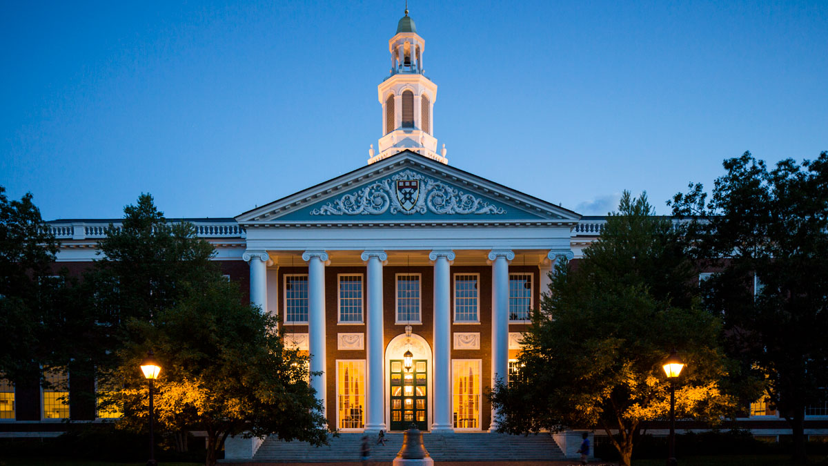 Harvard University Endowment Grows to Nearly $41B After 6.5% Growth ...