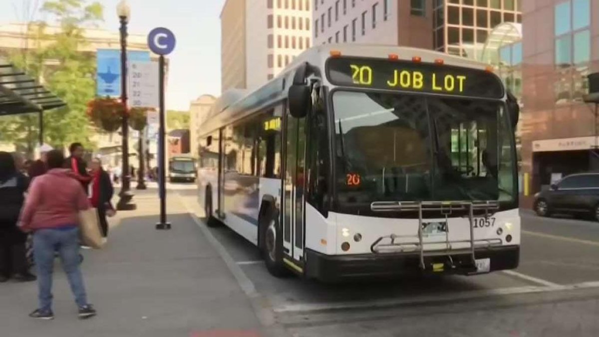 RIPTA still doesn’t know where to put its new bus hub – NBC Boston