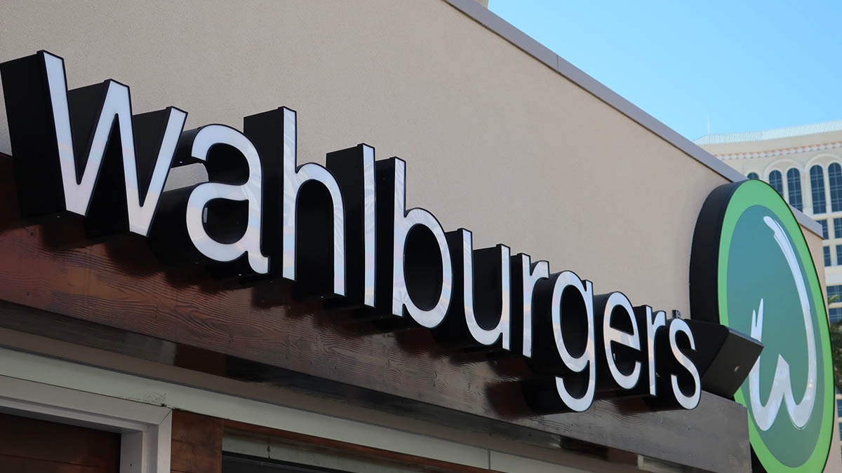 Wahlburgers at MarketStreet Lynnfield has closed – NBC Boston