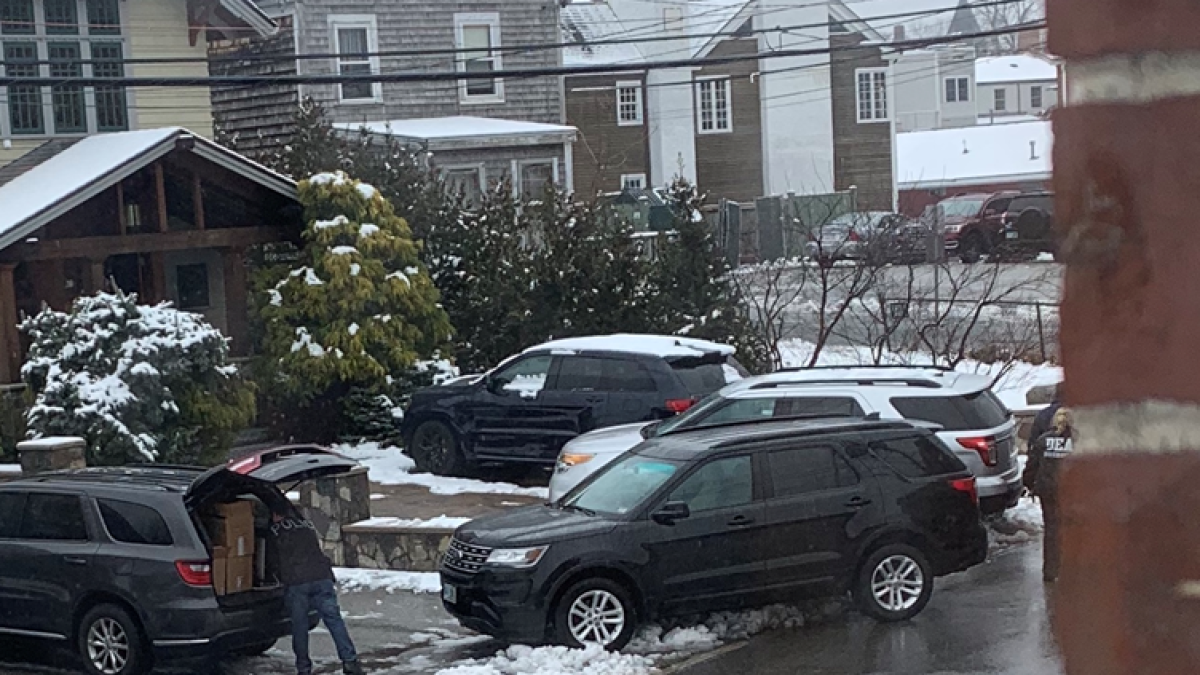 Feds Raid Office of Former Celebrity Psychiatrist Keith Ablow – NBC Boston