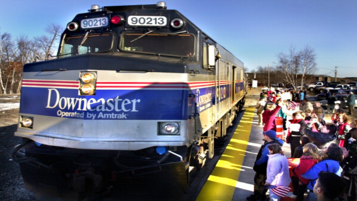 Booze Will Still Be Allowed on Amtrak Downeaster in NH After All – NBC ...