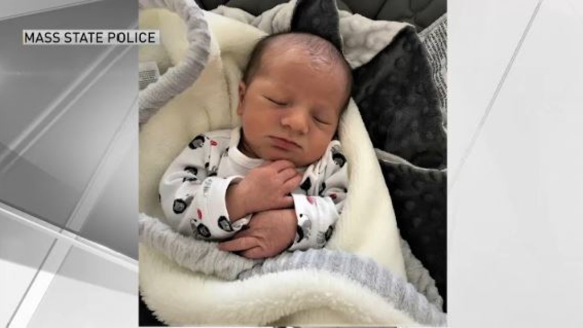 Mass. State Trooper Delivers His Own Baby on the Side of the Road – NBC ...