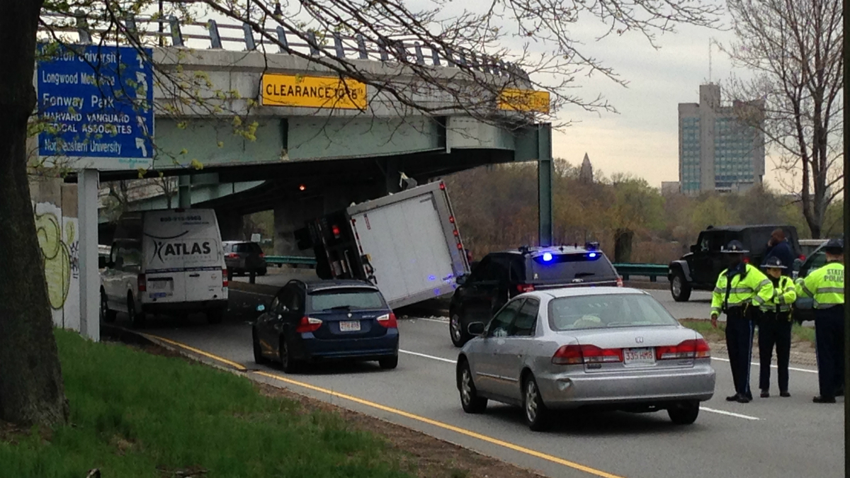 Trucks Get ‘Storrowed’ on Storrow Drive – NBC Boston