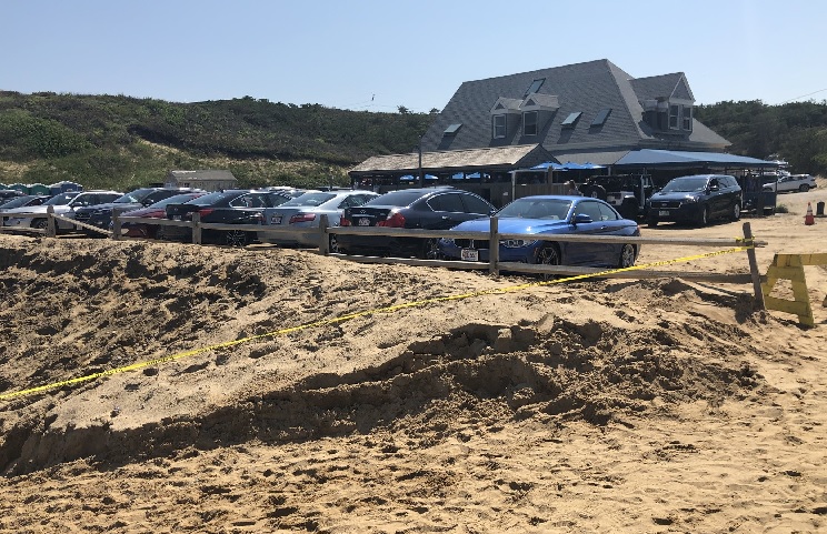 Sand Dune Collapse Temporarily Closes Beach, Restaurant on Cape Cod ...