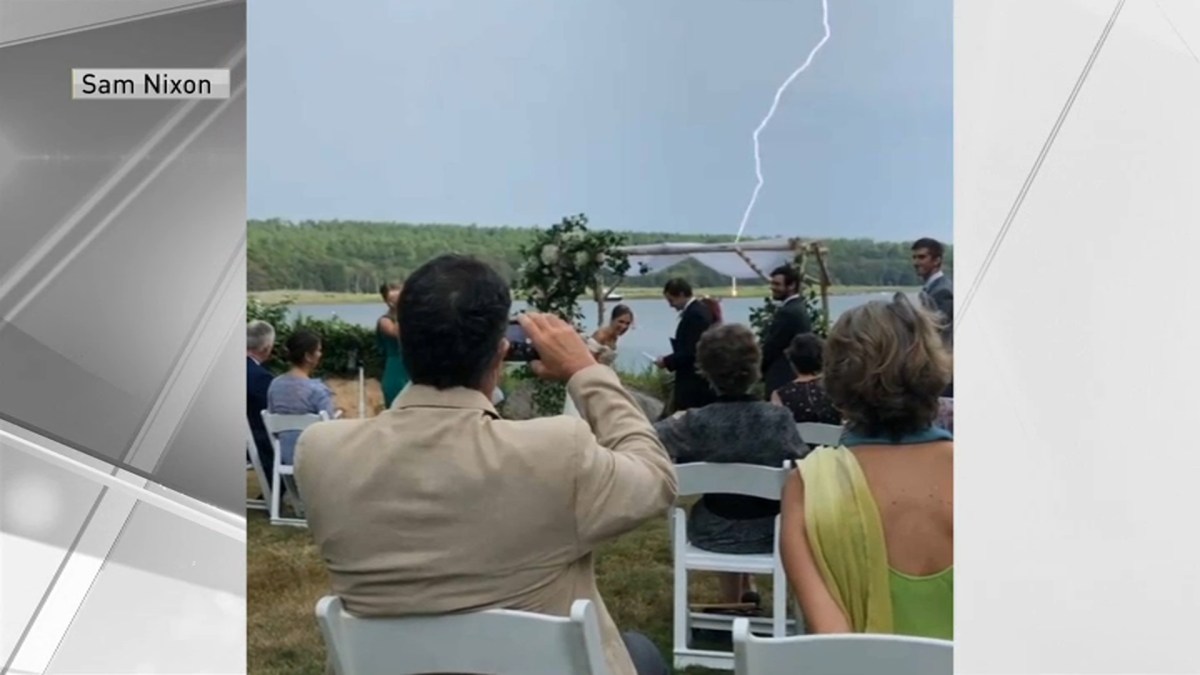 ‘That Is 2020’: Lightning Crashes Down as Couple Weds in Marion, Mass ...