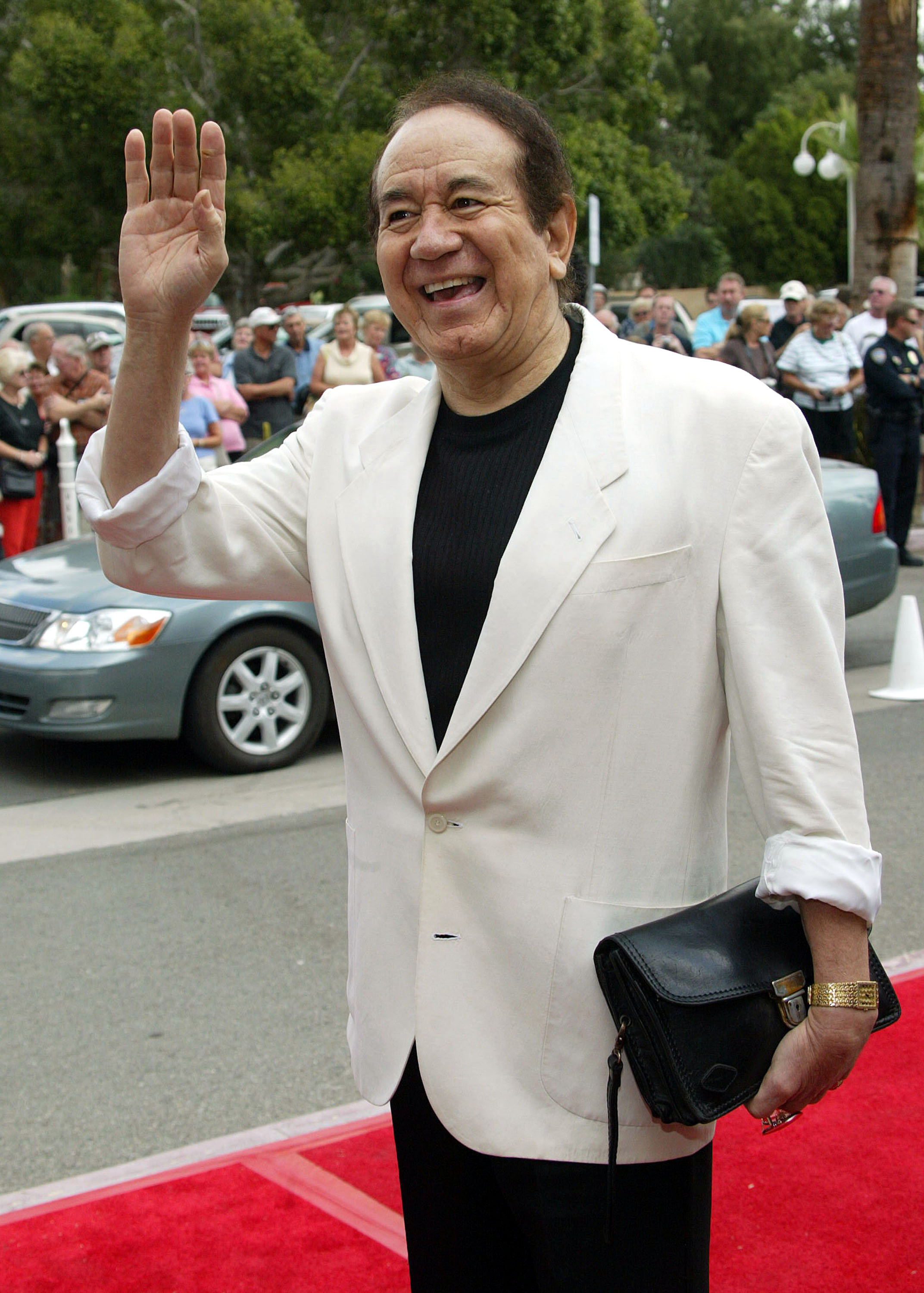 Trini Lopez, 1960s-Era Singer, Dies While Battling Coronavirus – NBC Boston
