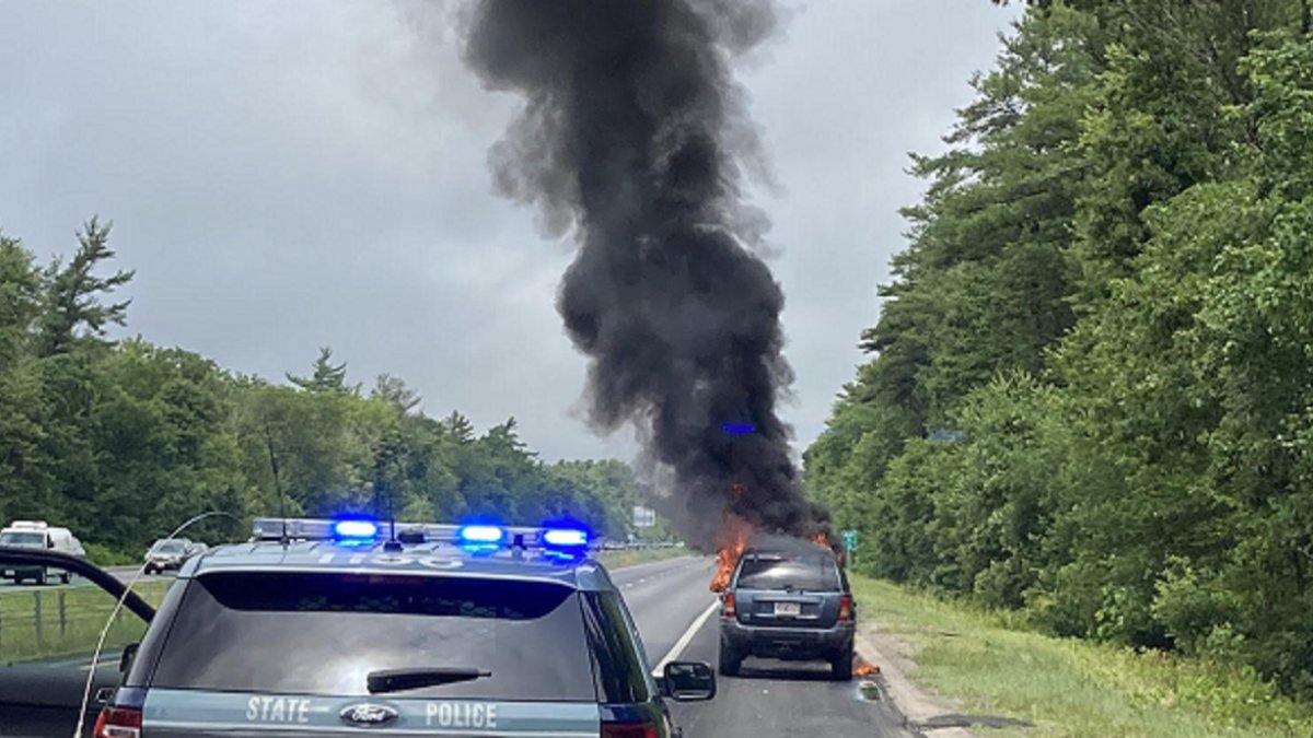 Car Fire Causing Delays in Middleboro, Mass. – NBC Boston