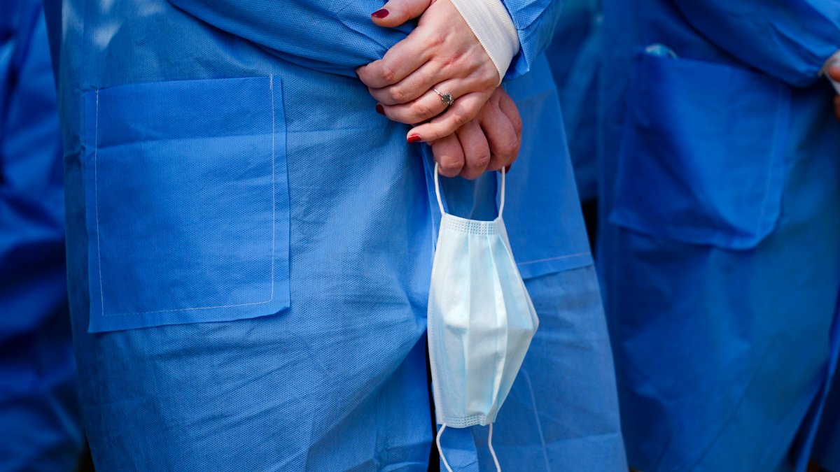 US Health Officials Let COVID-Infected Staff Stay on the Job – NBC Boston