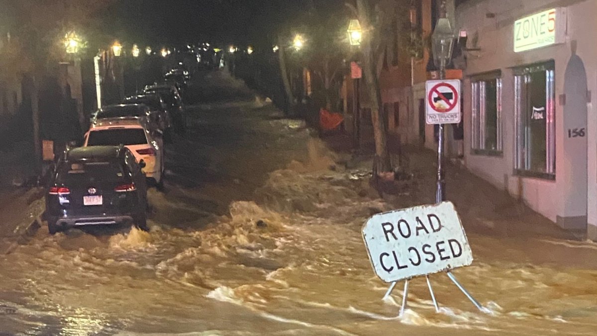 Water Main Break Floods Beacon Hill – NBC Boston