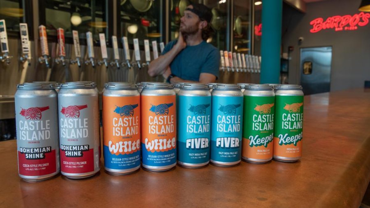 Castle Island Brewing Opens New South Boston Taproom – NBC Boston