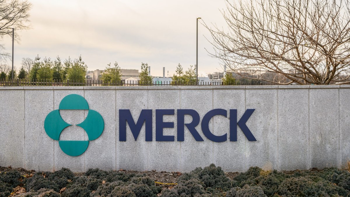 US Adds Merck Pill as 2nd Easy-To-Use Drug Against COVID-19 – NBC Boston