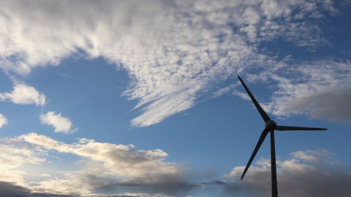 Massachusetts Offshore Wind Power: Vineyard Wind, Mayflower Wind Chosen ...