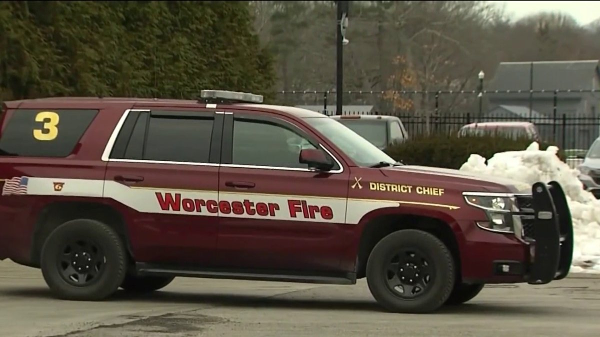 First Responders Preparing to Work During Winter Storm – NBC Boston