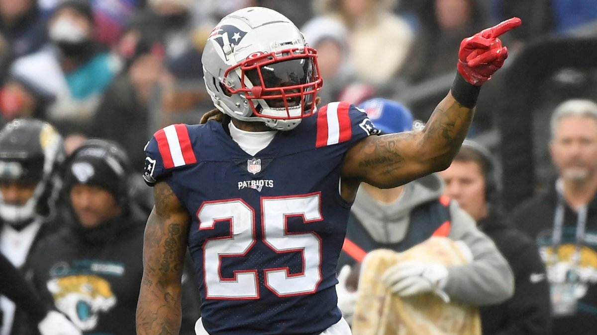 Patriots’ Brandon Bolden Shuts Down Retirement Rumors Caused by ...