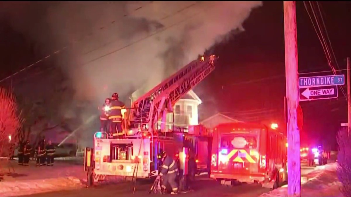 Husband and Wife Hurt in Peabody House Fire – NBC Boston