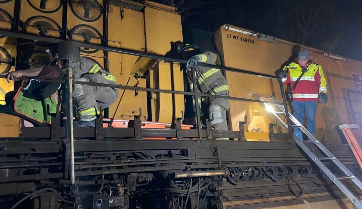 Freight Train Crash Leaves 3 Hurt in Massachuestts – NBC Boston