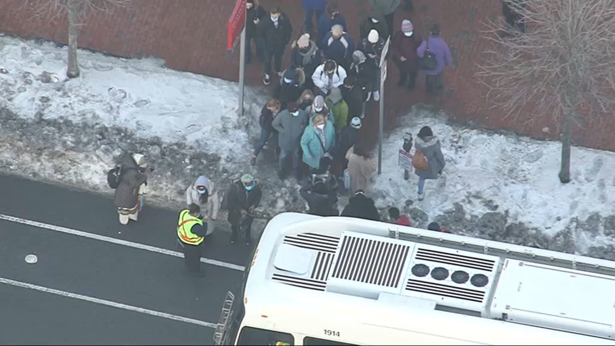 MBTA Green Line Boston: Service Suspended Due to Power Problem – NBC Boston