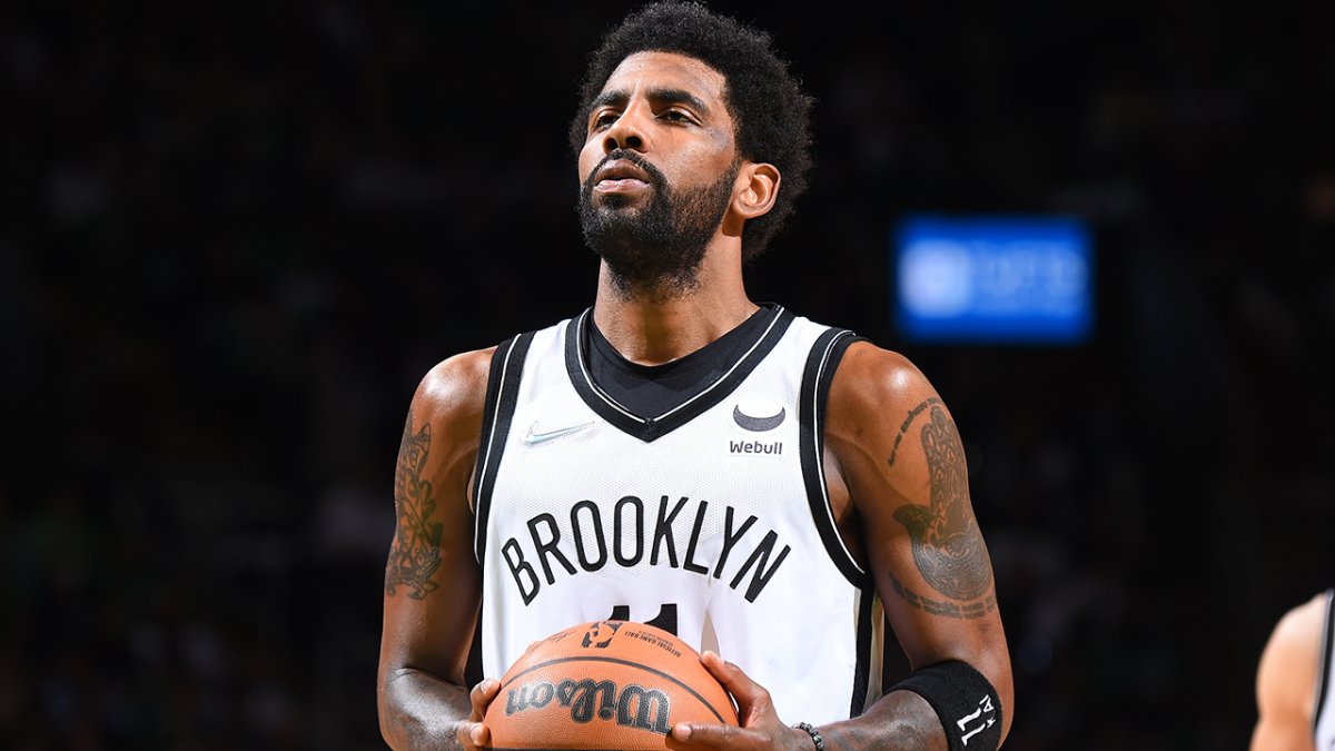 Kyrie Irving Sounds Off on Celtics Fans While Explaining Middle Finger ...
