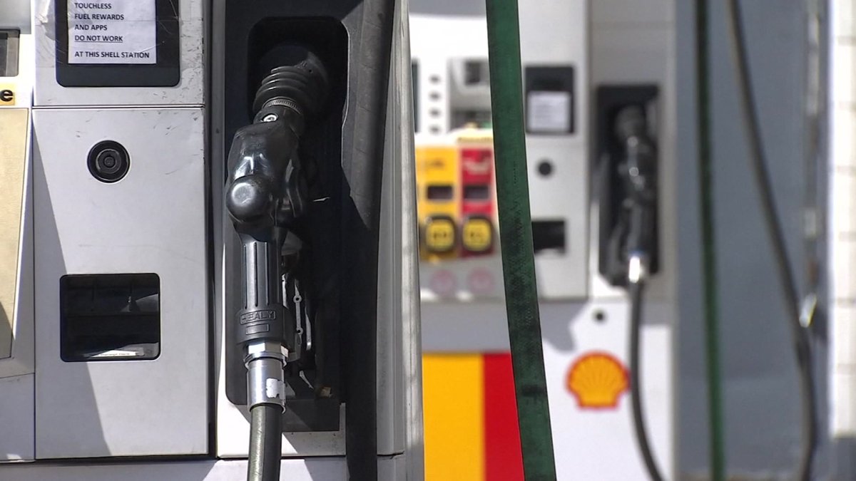 How Much Is the Federal Gas Tax, and Could a Tax Holiday Provide Relief ...