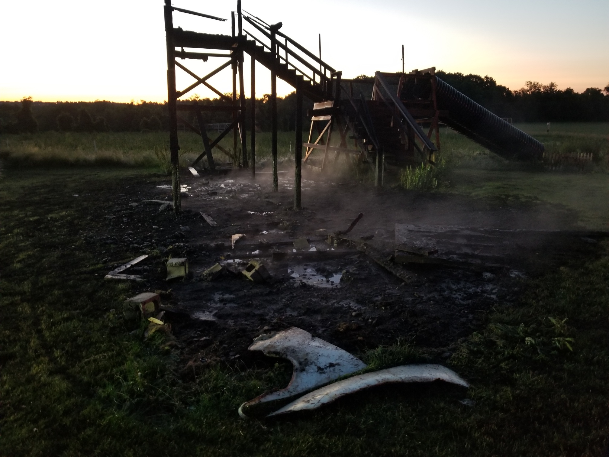 Davis Farmland Mega Maze Destroyed by Fire – NBC Boston