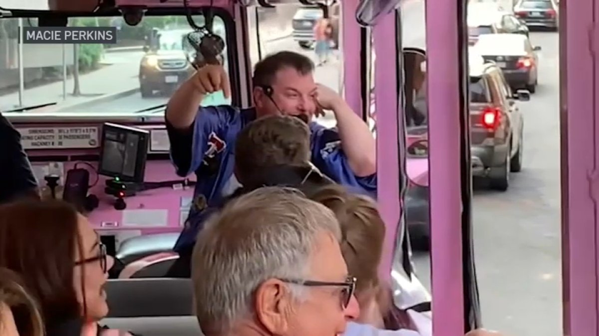 Boston Duck Boat Tour Guide Heckles Steve Kerr – NBC Boston