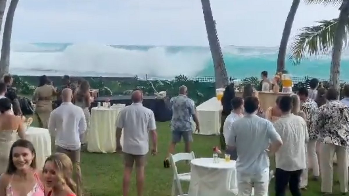 Hawaii Waves Swamp Homes, Weddings During ‘Historic’ Swell – NBC Boston