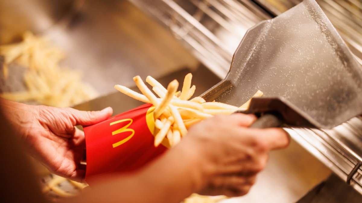 National Fry Day: 4 Places You Can Grab Free, Discounted Fries – NBC Boston