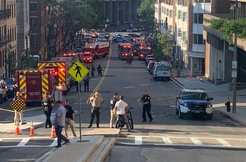 Boston Transformer Explosion Injures 2 Workers, Causes Manhole Fire ...
