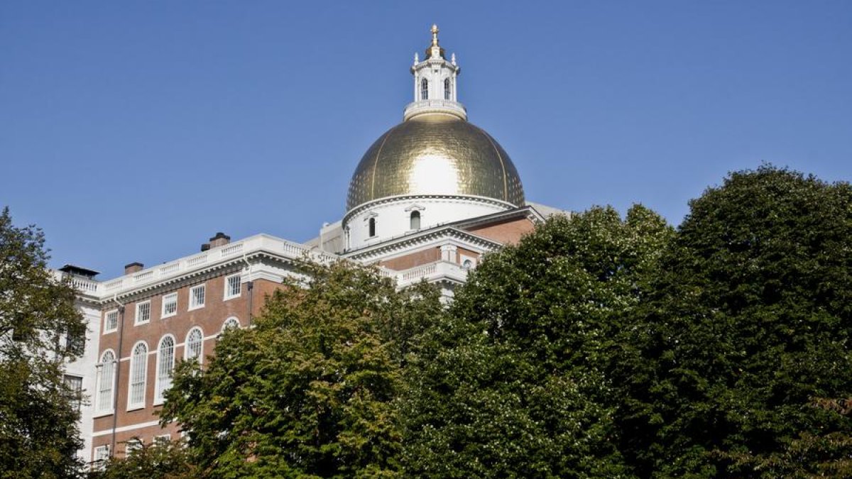 Mass. ballot question to cap state tax revenue clears hurdle – NBC Boston