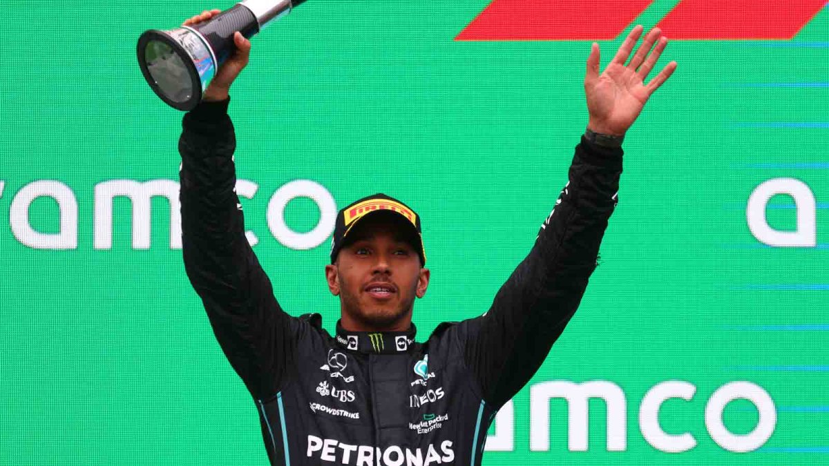 Formula One champ Lewis Hamilton joins Denver Broncos ownership group ...