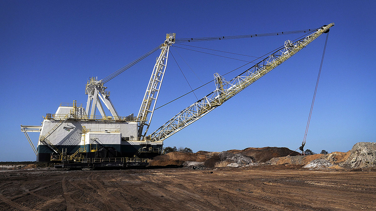 Pollution From Florida Phosphate Fertilizer Mining a Concern With ...