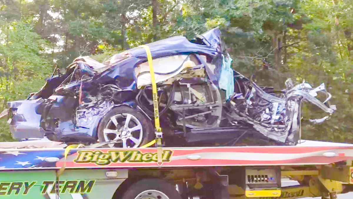 Attleboro Ma Crash Leaves 2 Teens Dead Nbc Boston