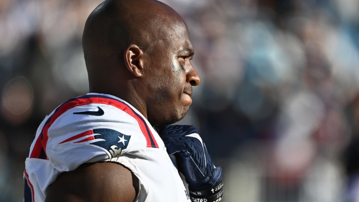 Watch Matthew Slater Deliver Important Message to Patriots After Win Vs ...