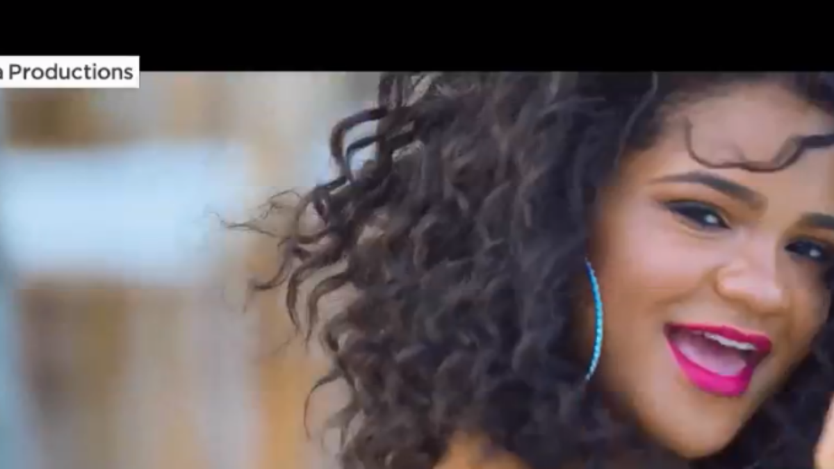 Amanda Mena Talks About Her Hit Song, What It Means to Influence Latino ...