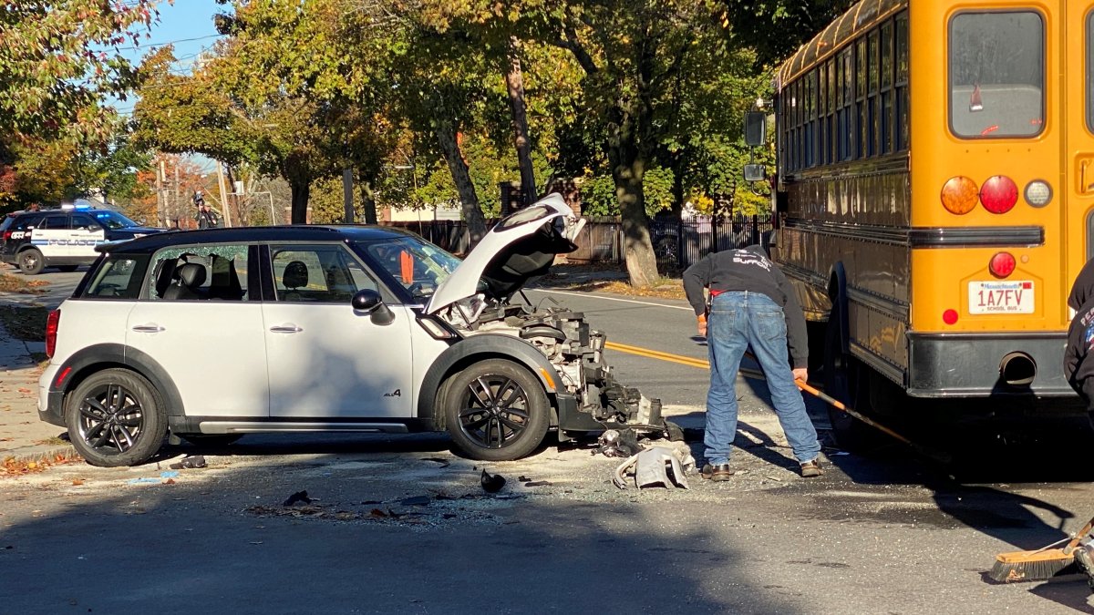 Watertown MA School Bus Crash, Injuries Reported – NBC Boston