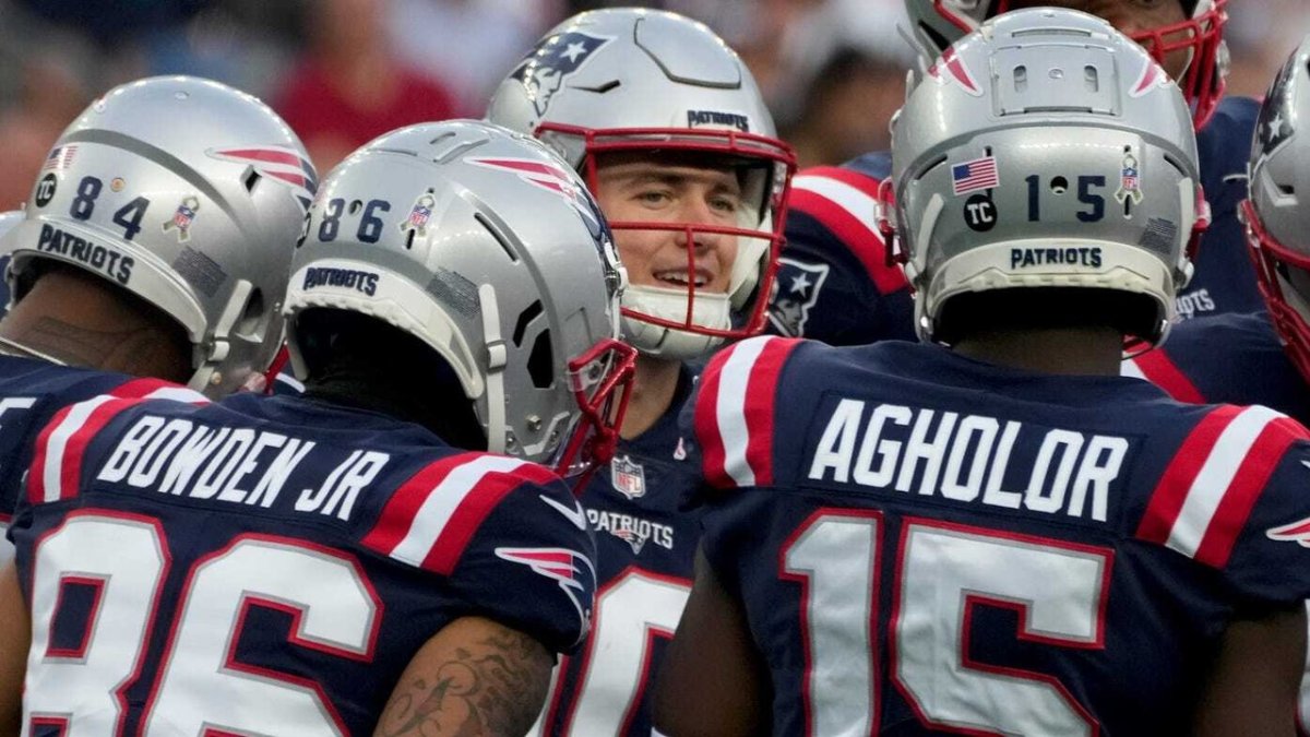 Patriots Players Claim Colts Knew What Plays They Were Going to Run ...