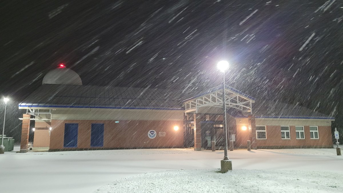 First Snow in Maine 2022: How Much Snow Fell Overnight? – NBC Boston