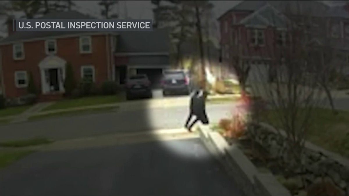 2 Sought After Postal Carrier Robbed At Gunpoint In Melrose Nbc Boston