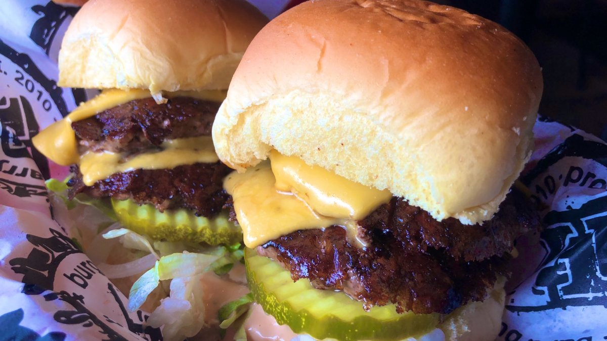 PHOTOS: Sliders and More at Harry’s in Providence – NBC Boston