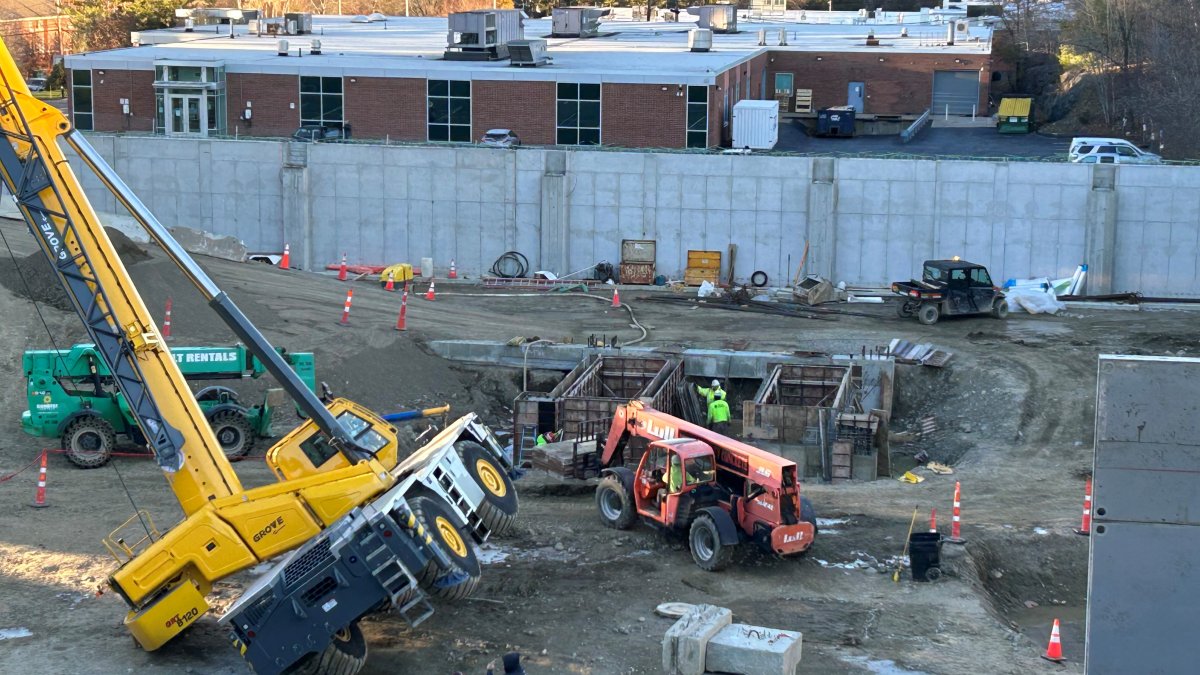 Waltham MA Partial Collapse Doesn’t Hurt Anyone – NBC Boston