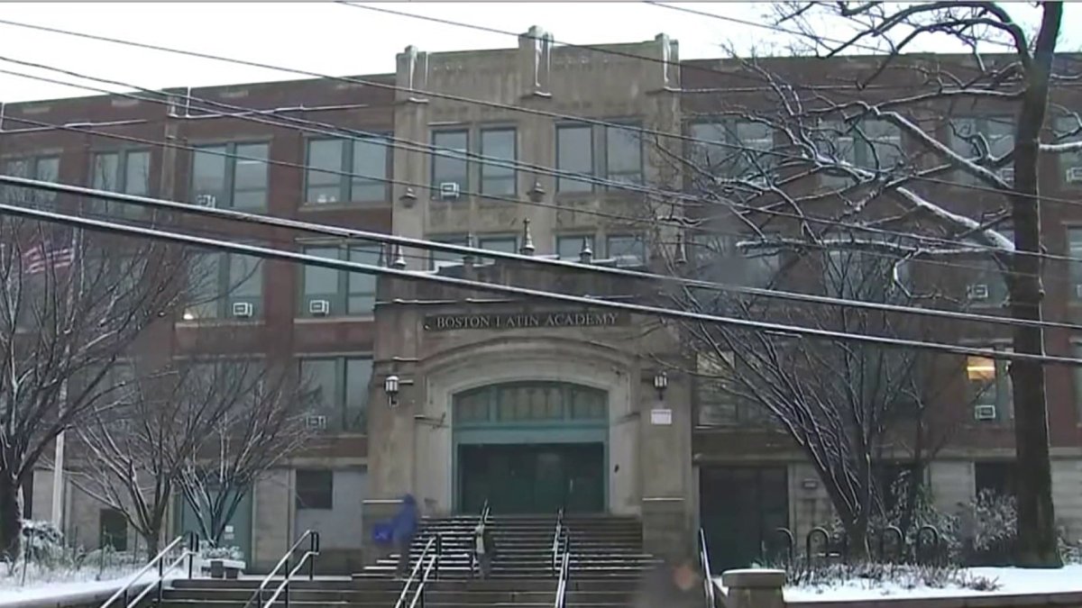 Boston MA School Fight at Boston Latin Academy Yesterday – NBC Boston