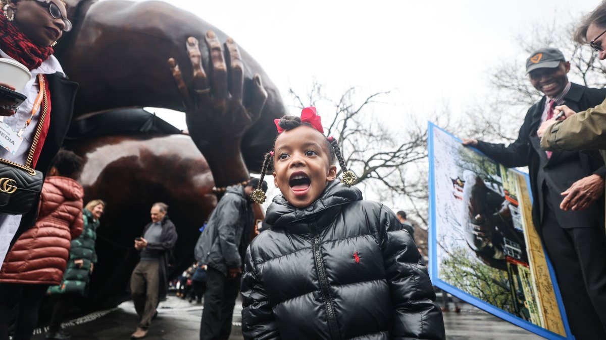 PHOTOS: Embrace MLK Memorial Statue Unveiled on Boston Common – NBC Boston