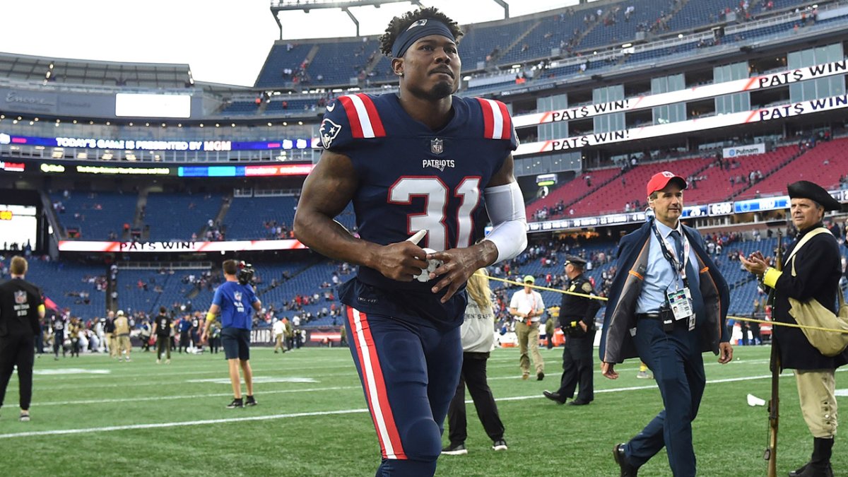 Perry: Jonathan Jones Maintains ‘Love’ for Pats Entering Free Agency ...