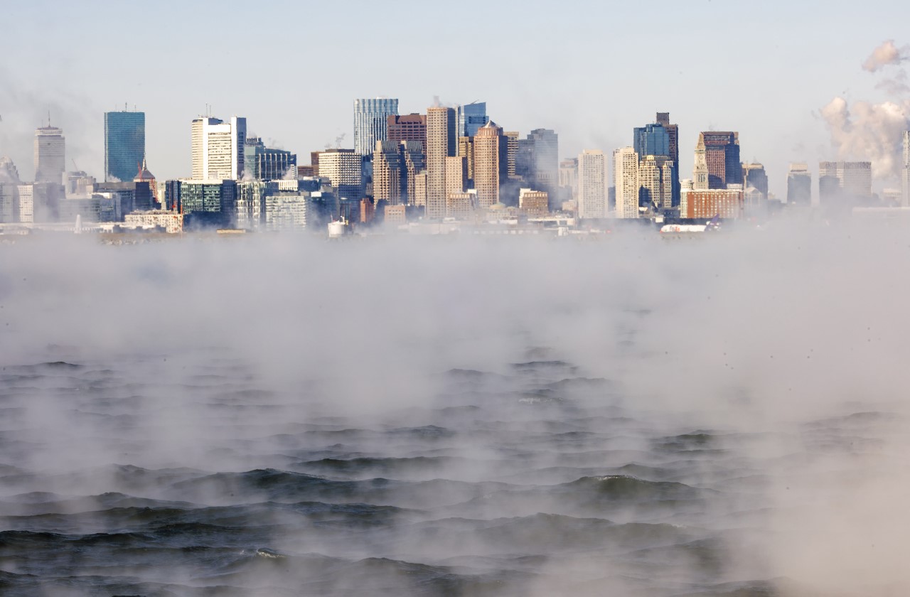 Photos Show Rare Sea Smoke Caused By Extreme Cold in New England – NBC ...