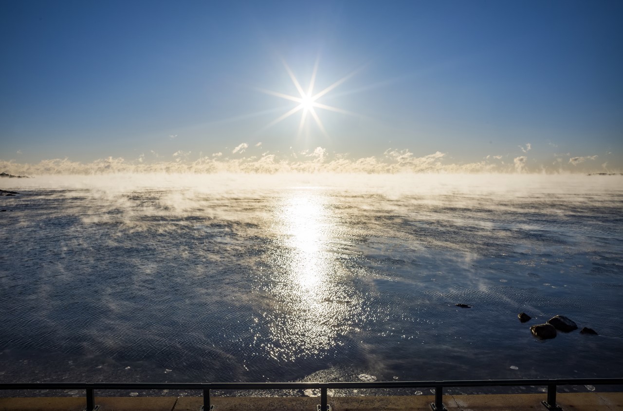 Photos Show Rare Sea Smoke Caused By Extreme Cold in New England – NBC ...
